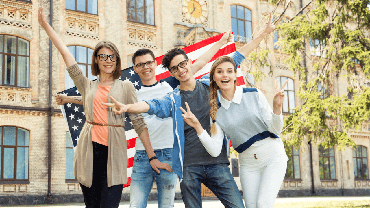 USA Grading System In 2023: Understand US Grading & GPA Marking