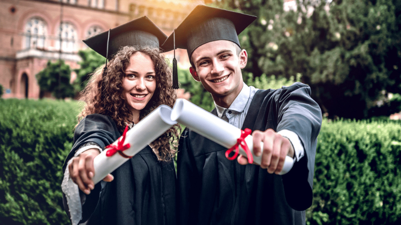 List of Best Courses to do in Canada For Indian Students