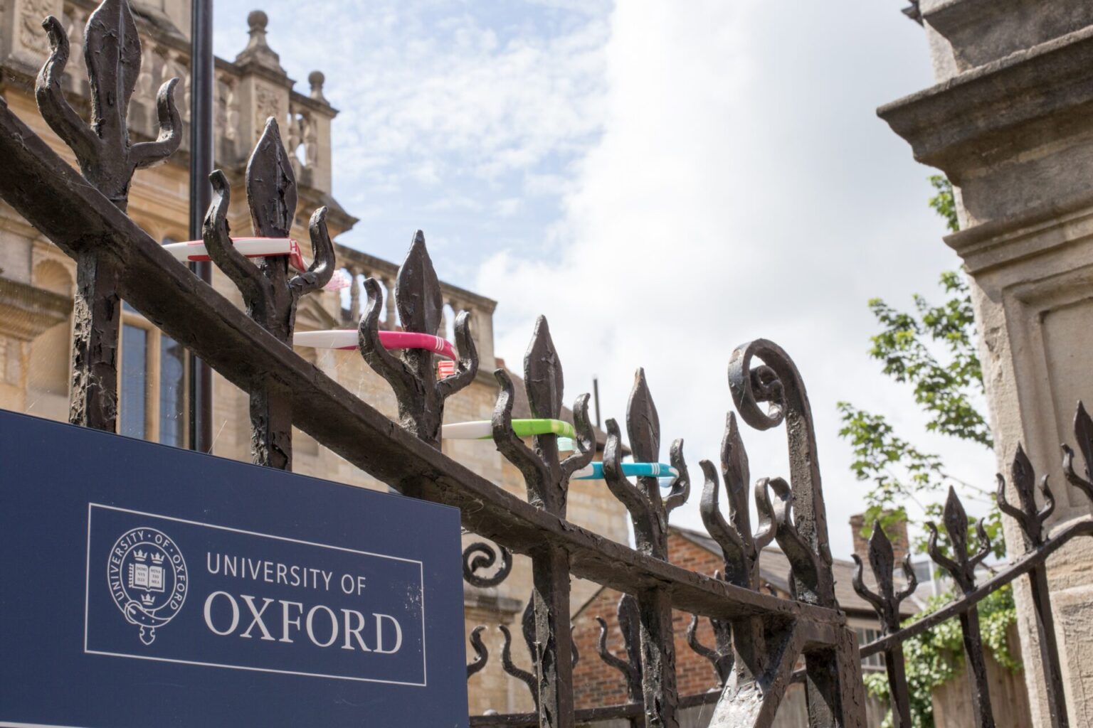 How to Get Into Oxford University From India in 2026